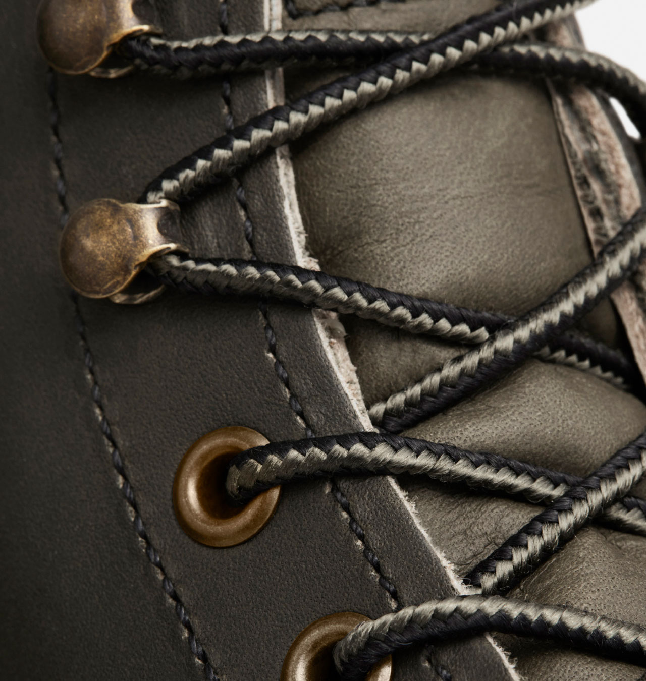 Red Wing Shoes 8078 6-inch Iron Ranger Boot - Alpine Portage